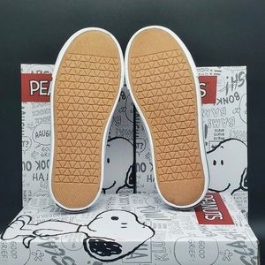 peanut’s | Shoes | Peanuts Snoopy White Canvas Laceup Children Shoe ...